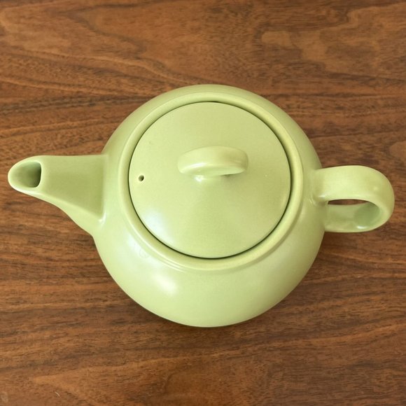 Chantal | Kitchen | Chantal Green Stoneware Teapot Vintage 203 Matte ...